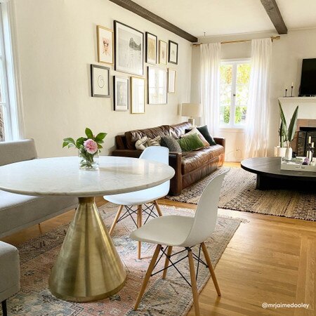 silhouette round dining table