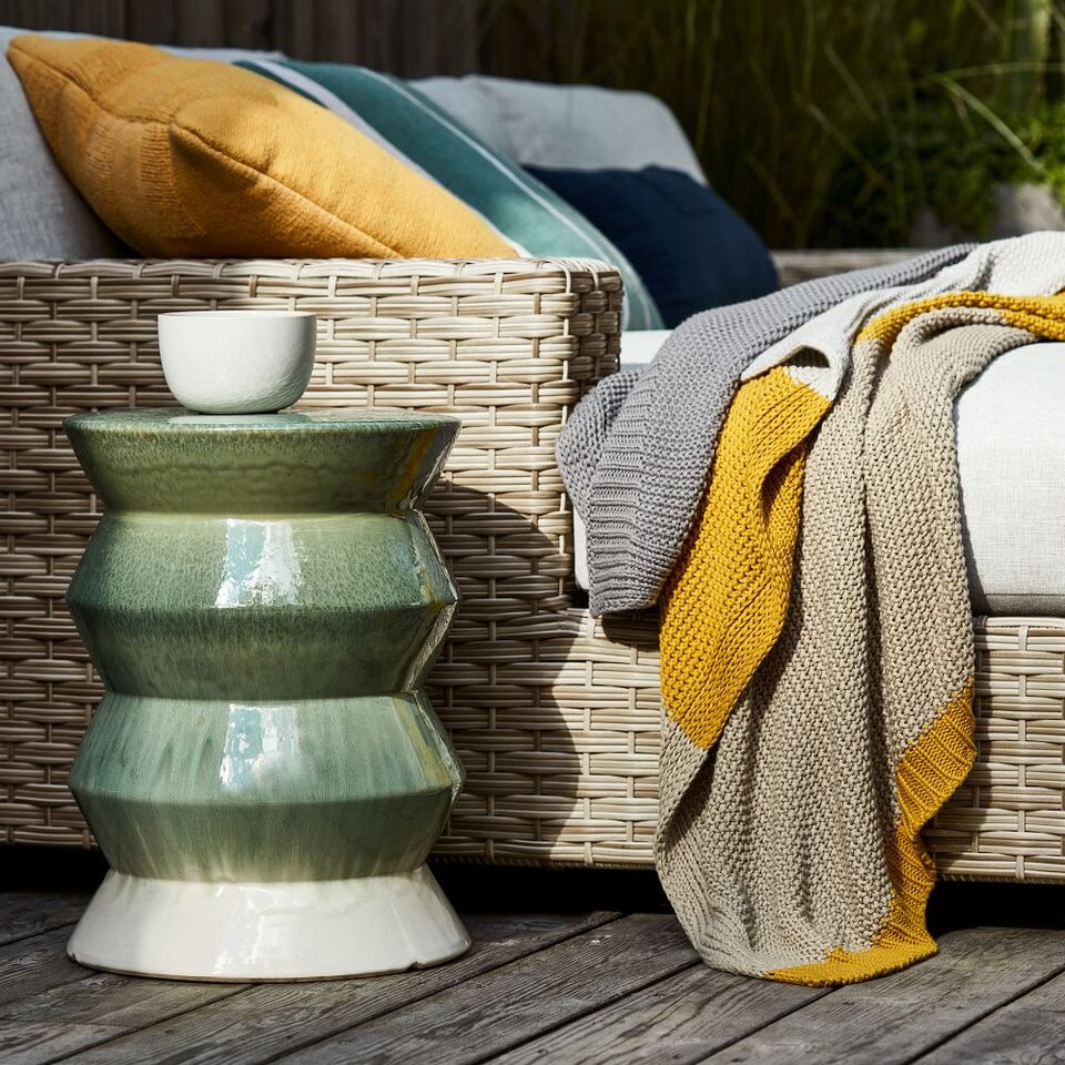 Cami Indoor/Outdoor Ceramic Round Side Table (33 cm) - West Elm UK