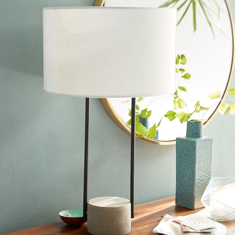 Industrial Outline Table Lamp (67 cm) - West Elm UK