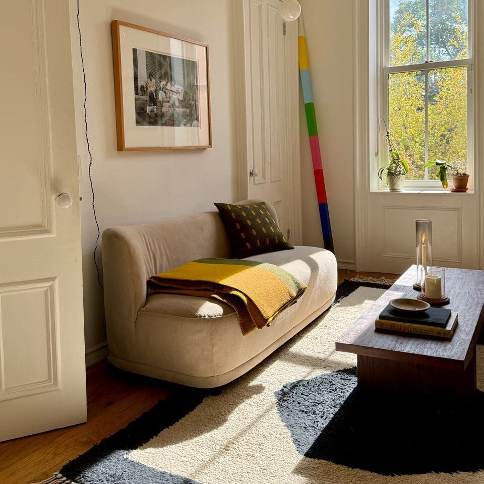 Mella Sofa 170 cm - Modern Velvet Lounger | West Elm UK