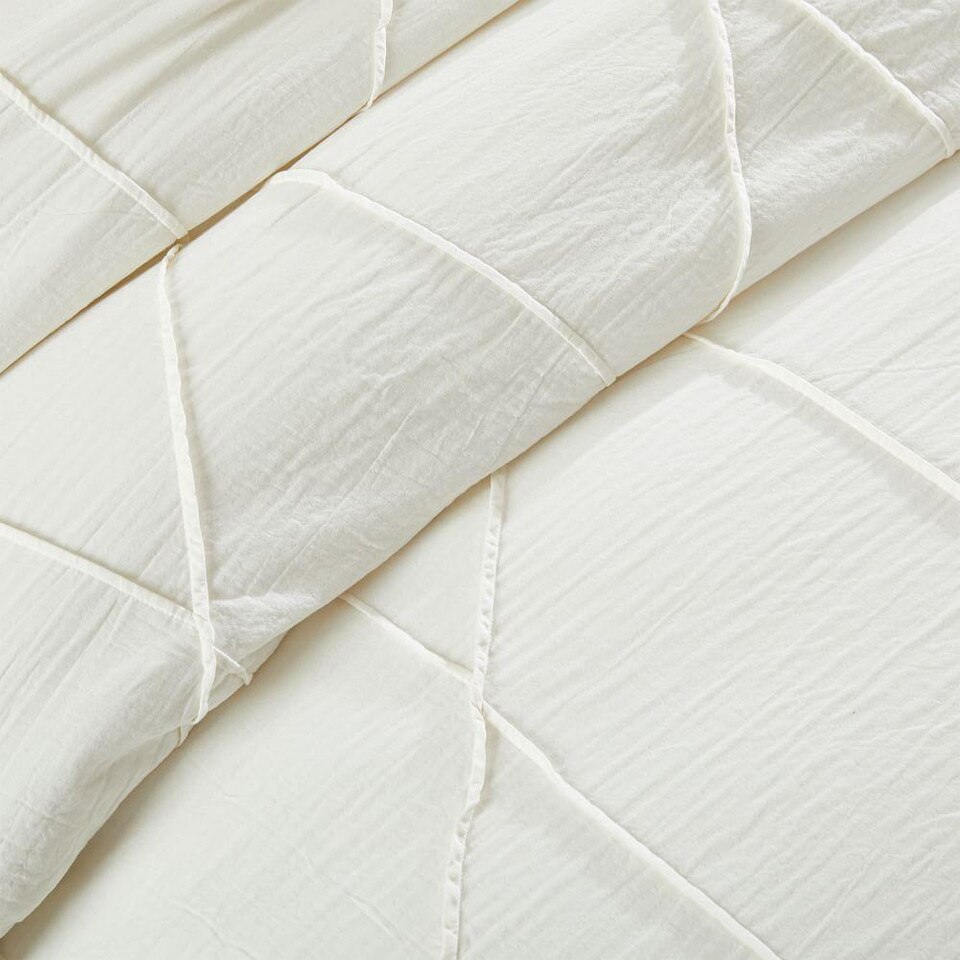 Organic Pleated Grid Quilt Cover & Pillowcases - White | West Elm UK