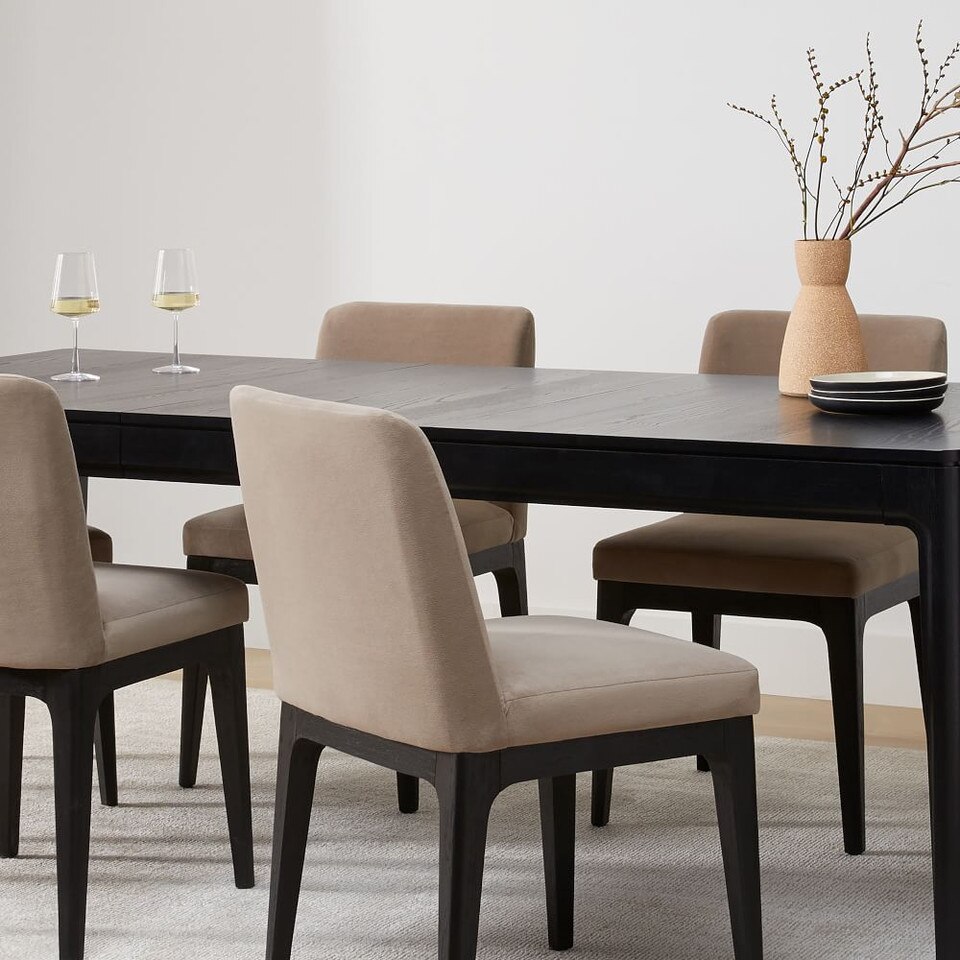 Parker Extendable Dining Table (152 cm - 203 cm) | West Elm UK
