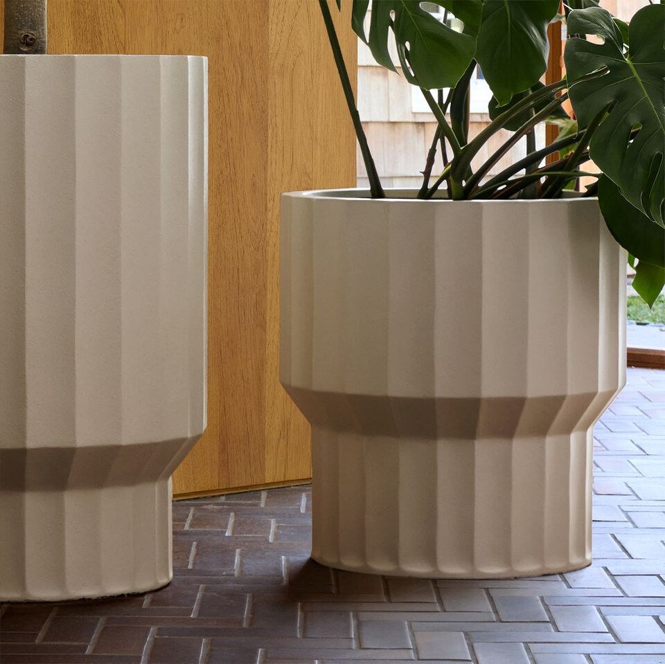 Parker Pedestal Ficonstone Indoor/Outdoor Planters | West Elm UK