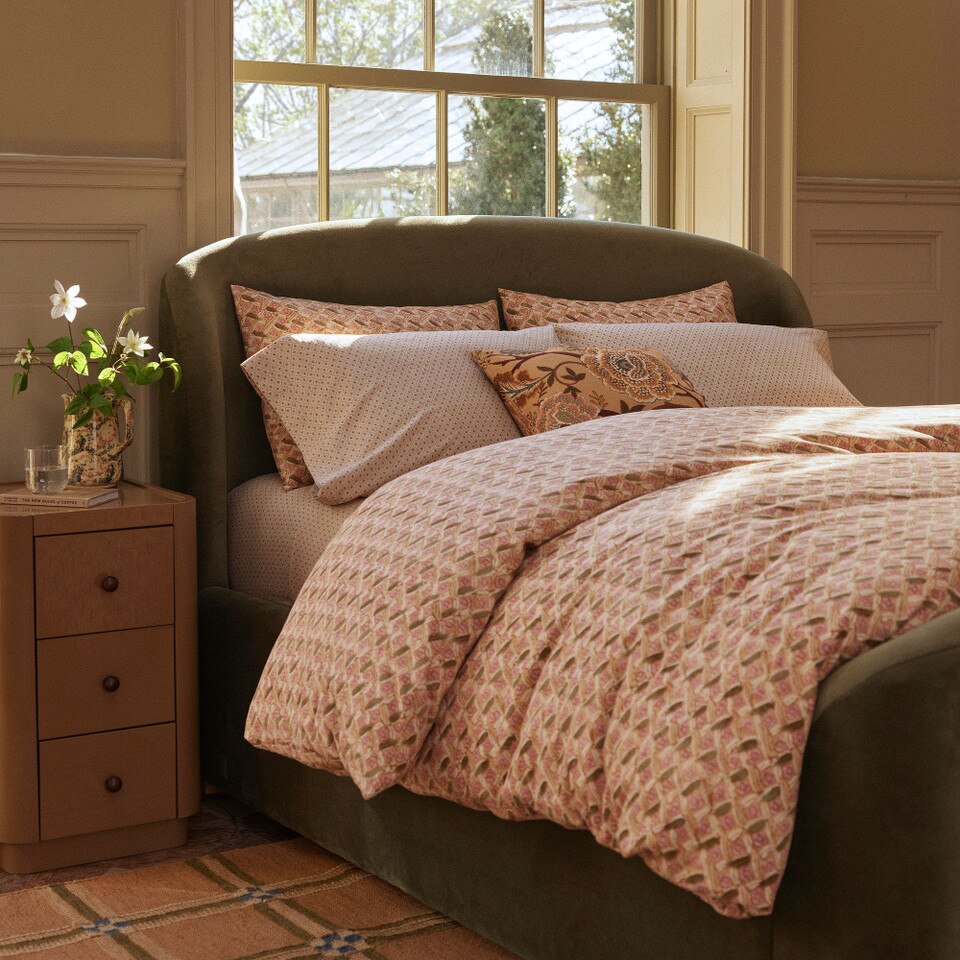 Pierce & Ward Upholstered Sleigh Bed | West Elm UK