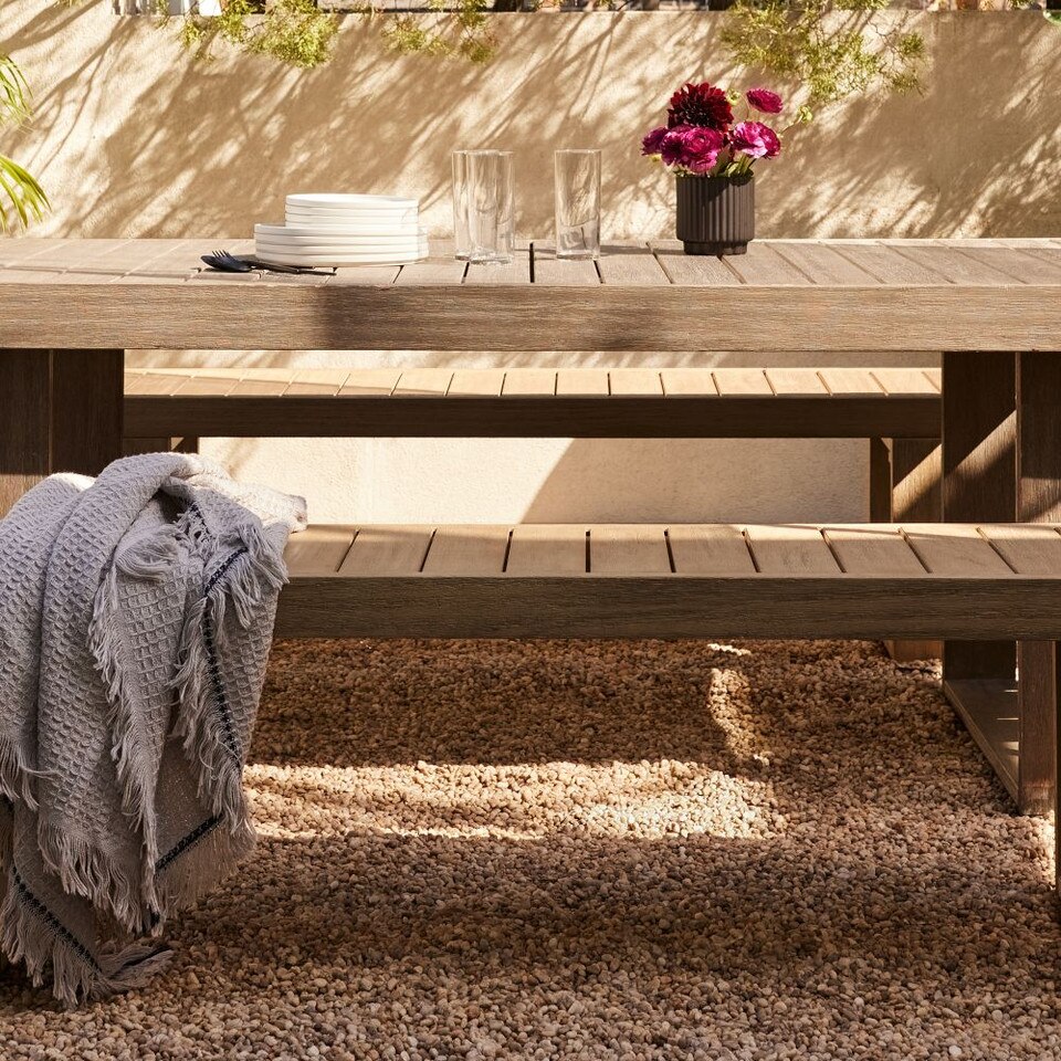 Portside Outdoor Expandable Dining Table (189-269 cm) - West Elm UK